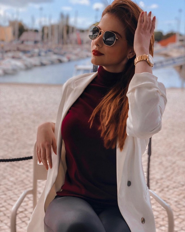 Picture of Gabrielle Correa (model)