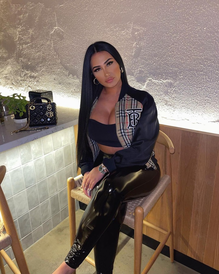 Picture of Jessica Foster