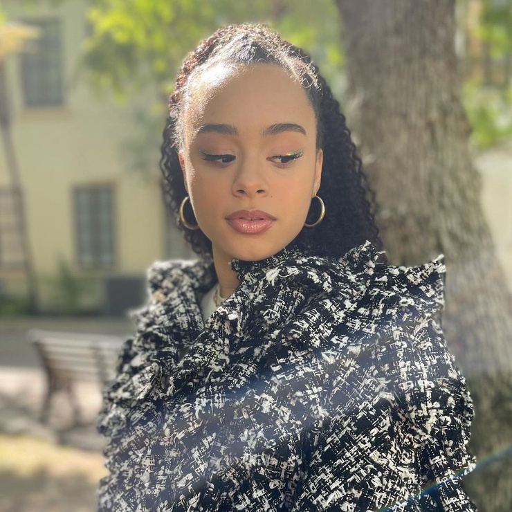 Gabrielle Nevaeh Green picture