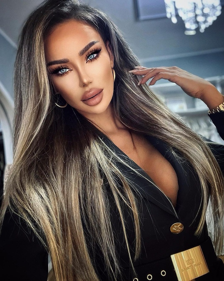 Image of Bianca Dragusanu (model)