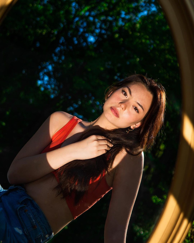 Picture of Tara Sears