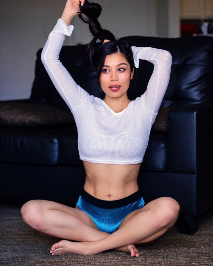 Picture of Victoria Vee