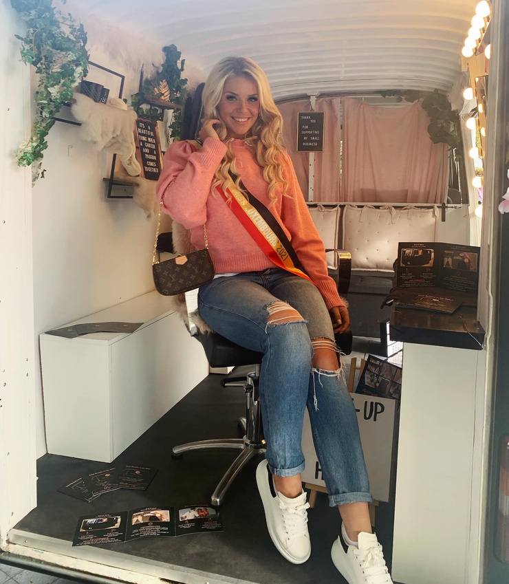 Picture of Lara Buyse