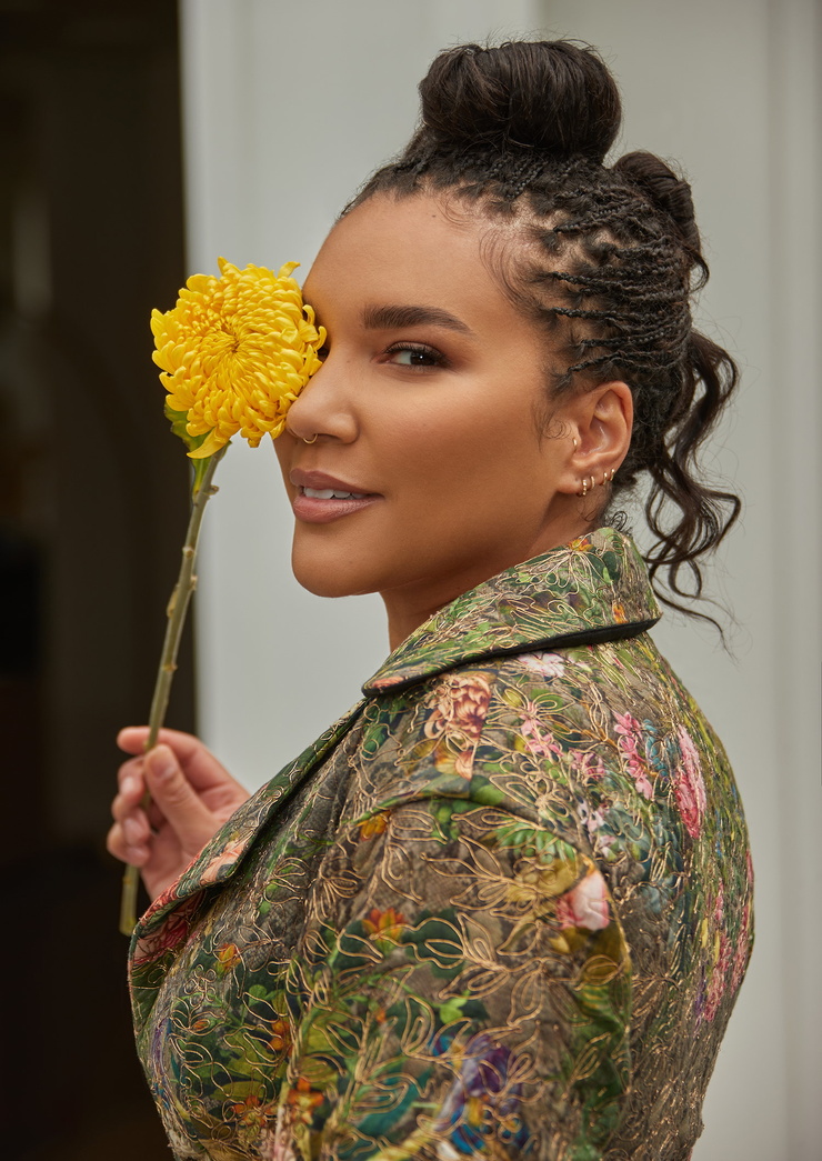 Picture of Emmy Raver-Lampman