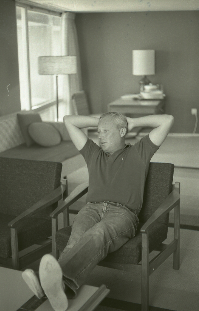 Uris during a 1967 visit to Israel