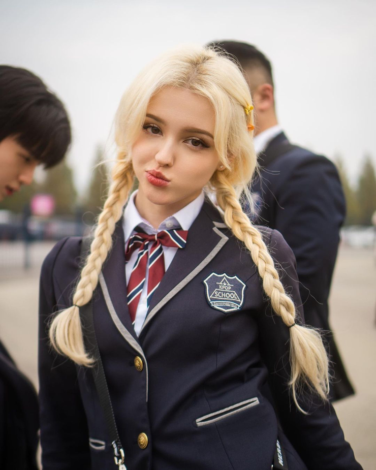 Elina Karimova image
