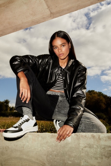 Picture of Sarah Connell