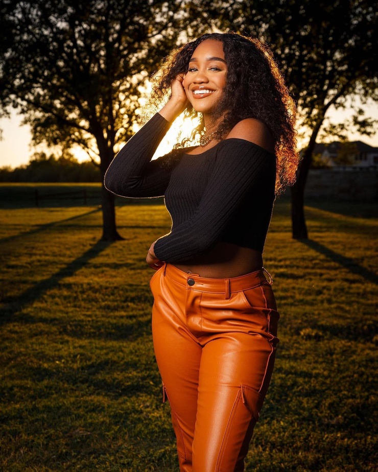 Picture of Cuurly Cori