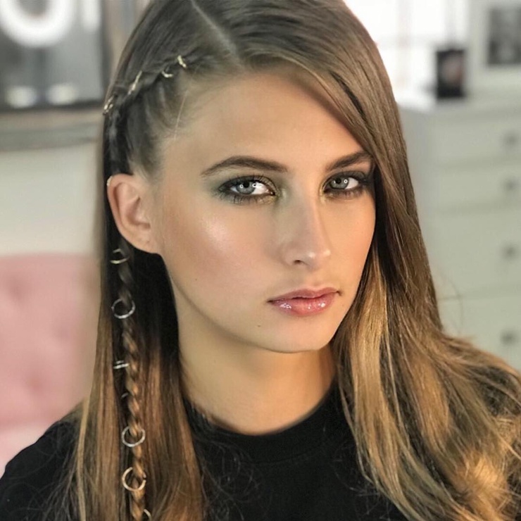 Picture of Asia Warren