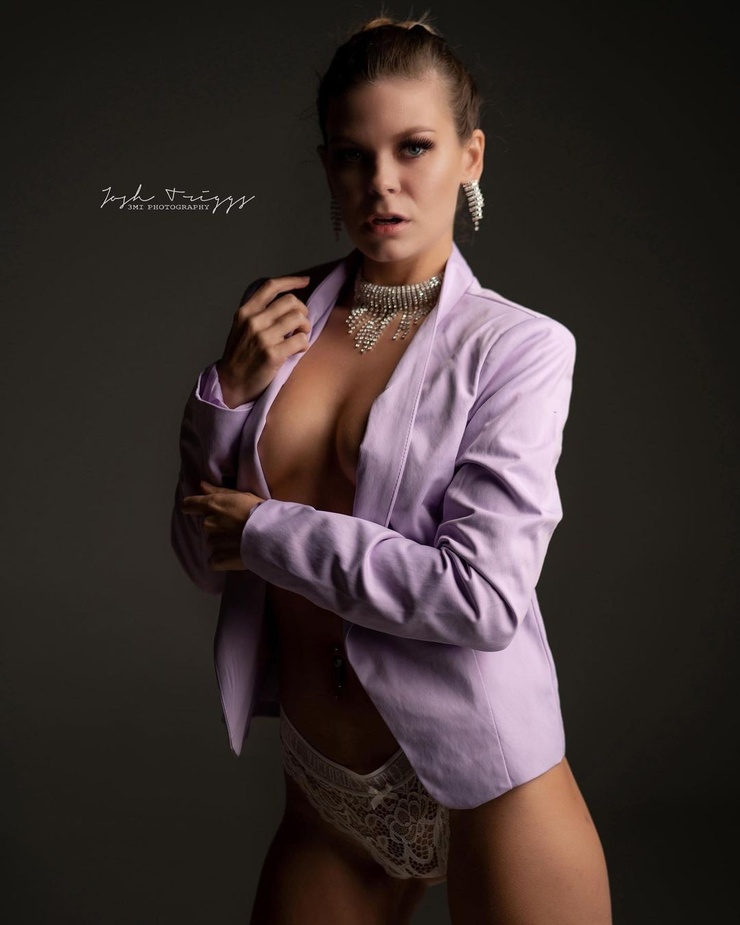 Picture of Emma Young ( Model)