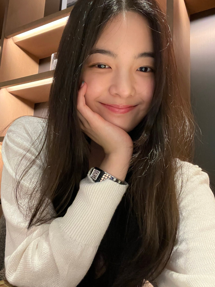 Picture of Choi Jisu