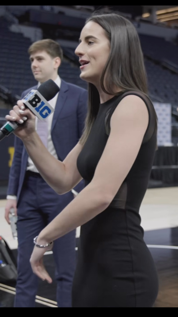 Picture of Caitlin Clark (ii)