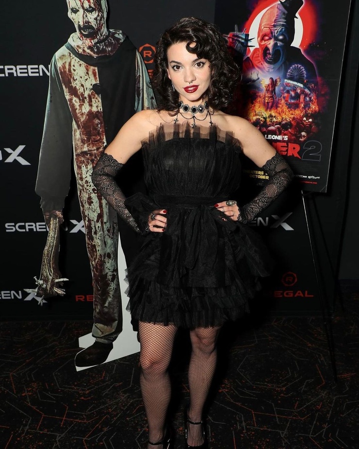 Lauren LaVera picture