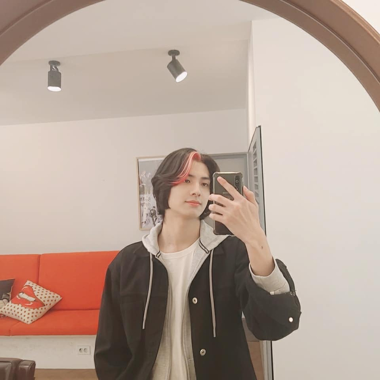 Picture of Lee Joo Yeon