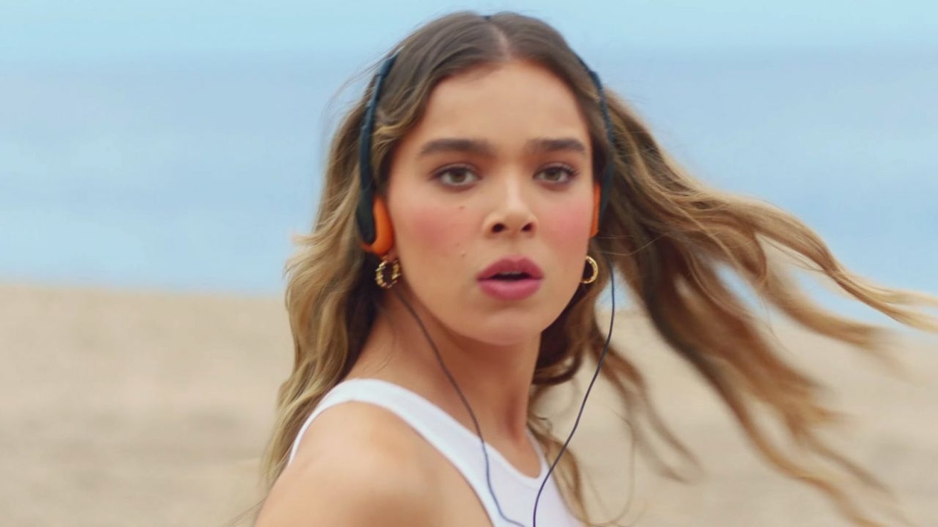 Hailee Steinfeld picture