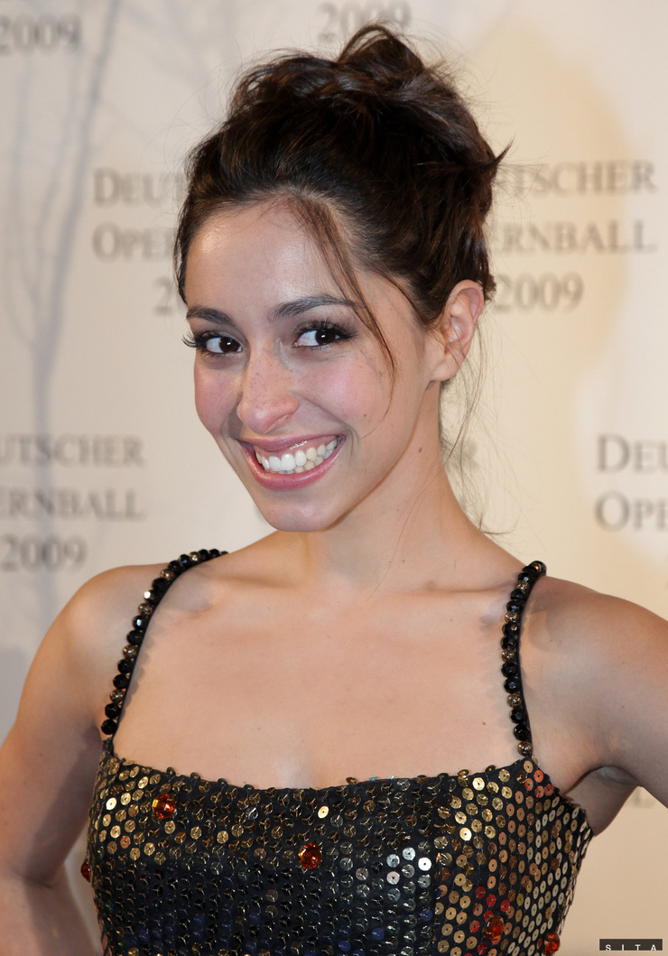 Picture of Oona Chaplin