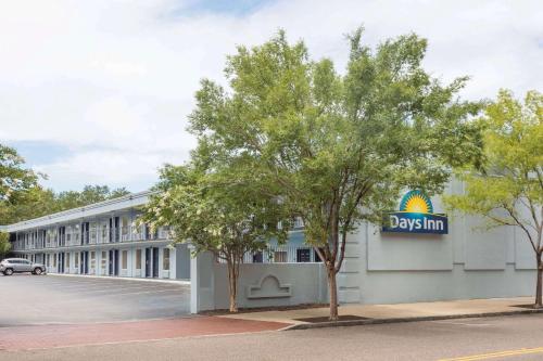Picture of Days Inn