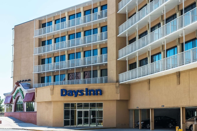 Days Inn image