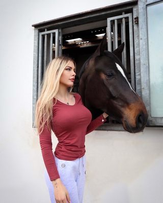 Picture of Annchen Augustine