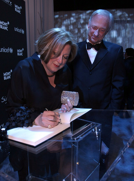 Picture of Caryl Stern