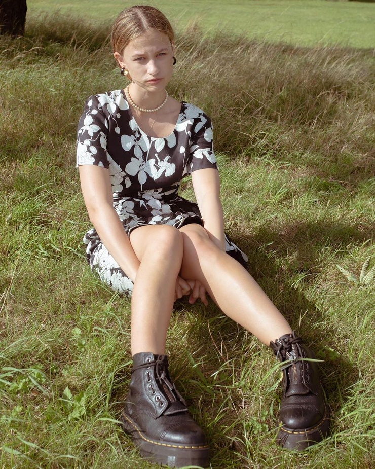 Picture of Issy Knopfler