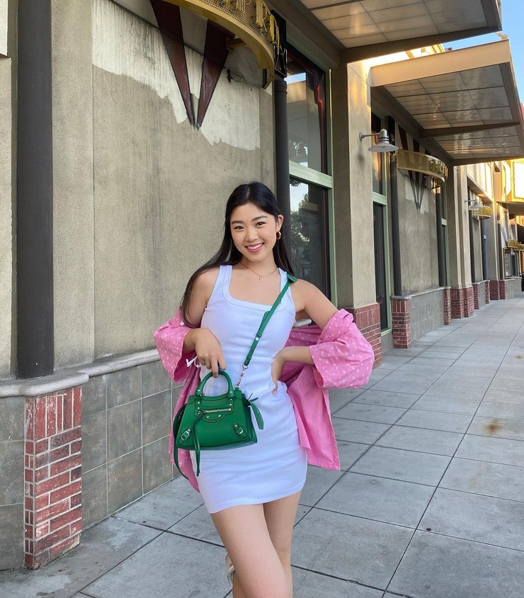 Picture of Chloe Jacquee Lee