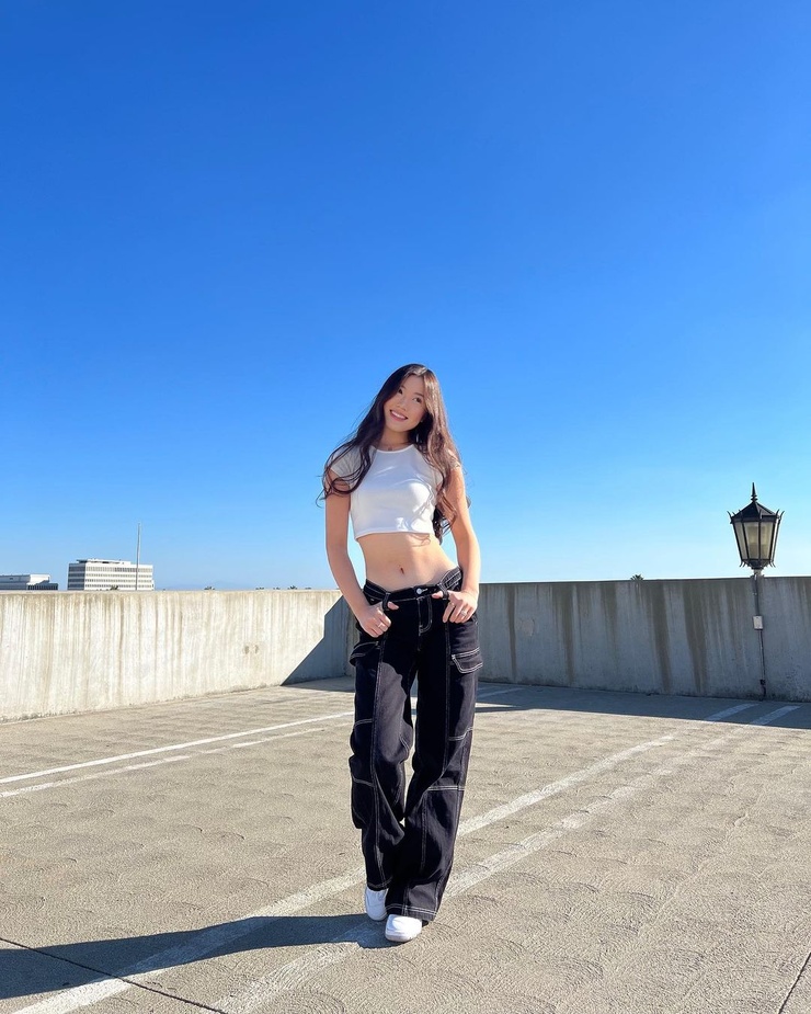 Picture of Chloe Jacquee Lee