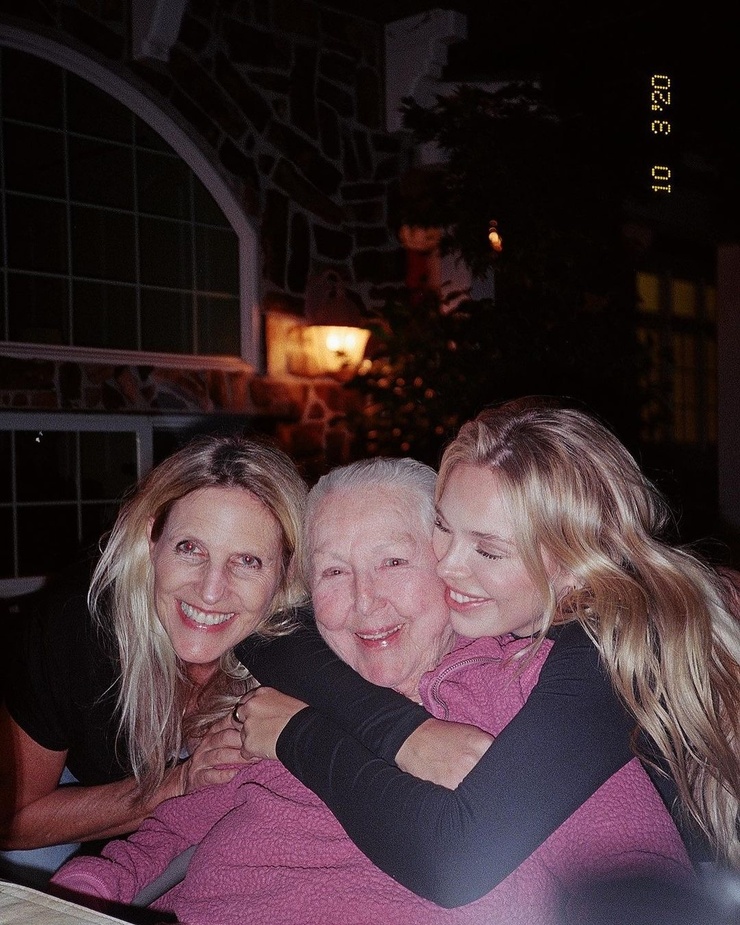 Picture of Janae Roberts