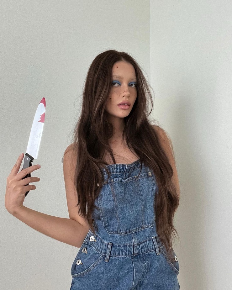 Picture of Isabel Rose