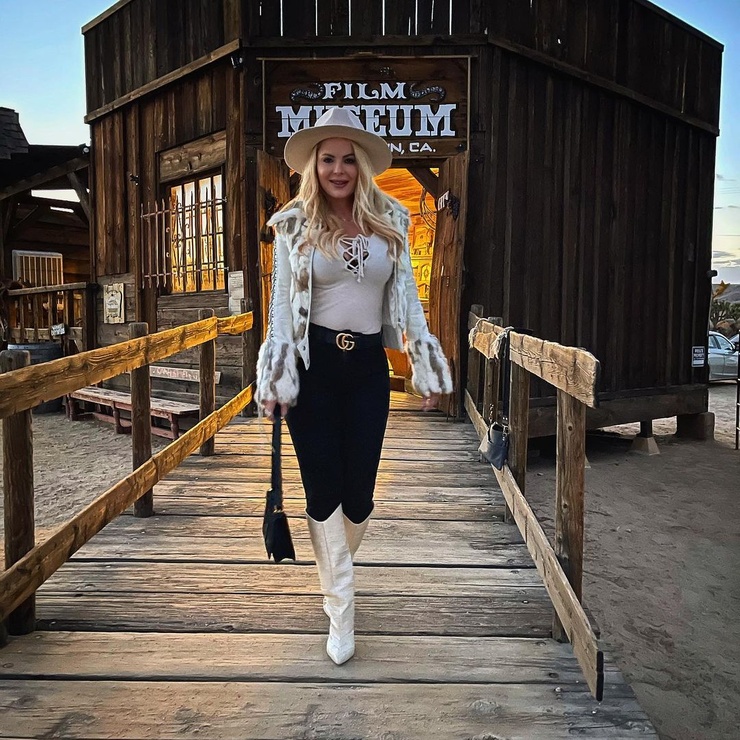 Mishel Thorpe (model) image