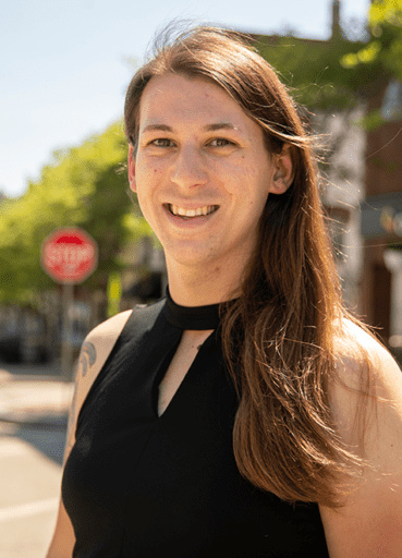 Picture of Taylor Small