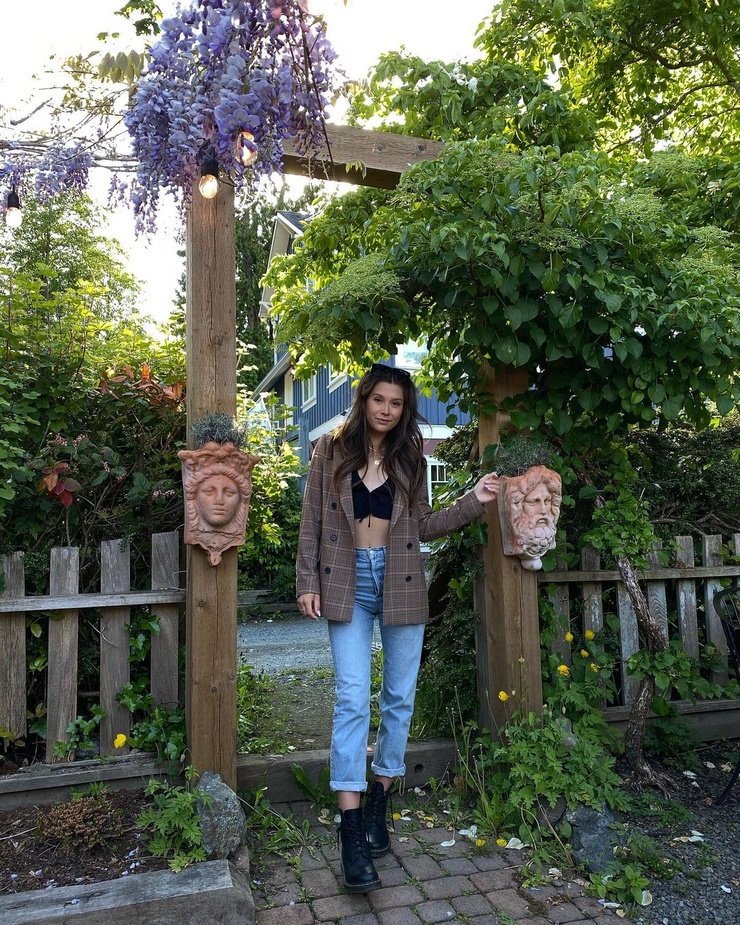 Picture of Natasha Calis