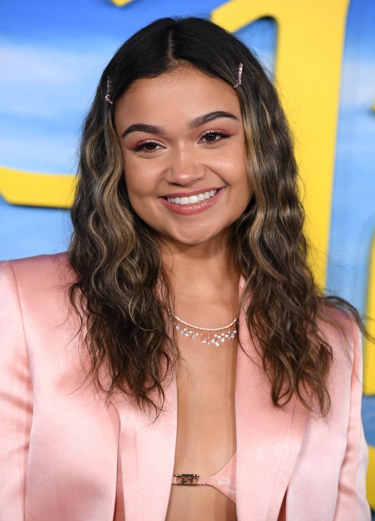 Picture of Madison Bailey