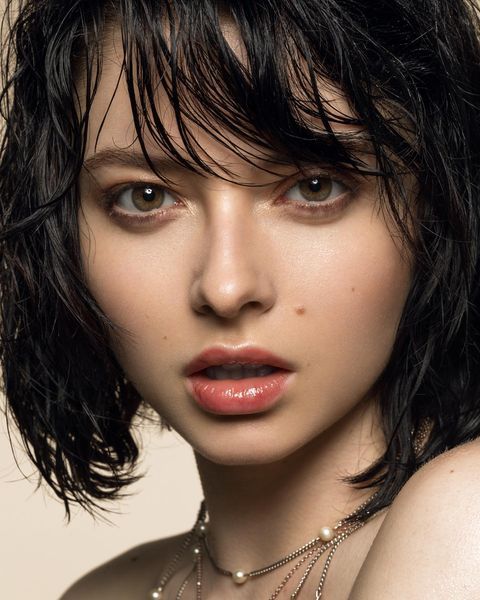 Picture of Alina Lee