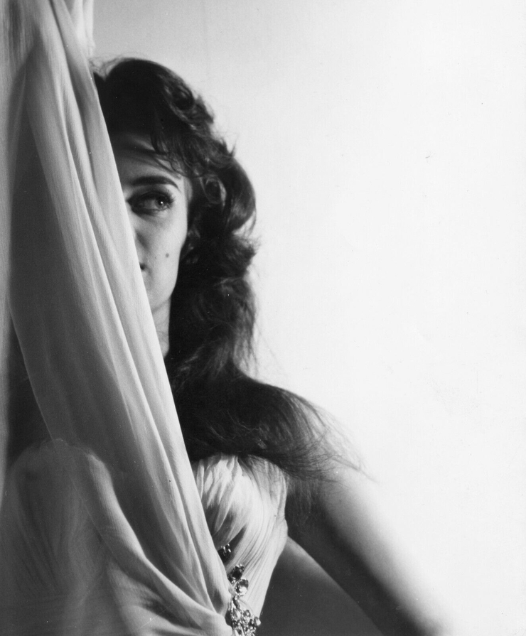 Picture of Barbara Steele