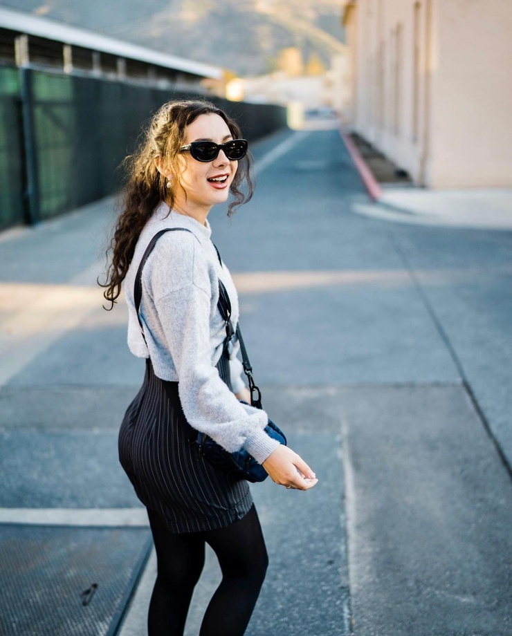 Hannah Marks image