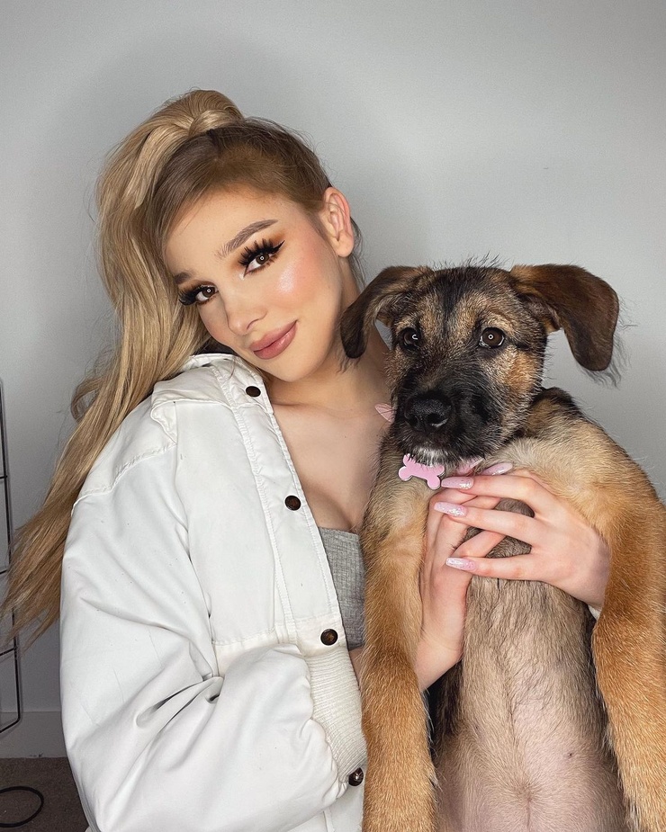 Picture of Grace Hyland