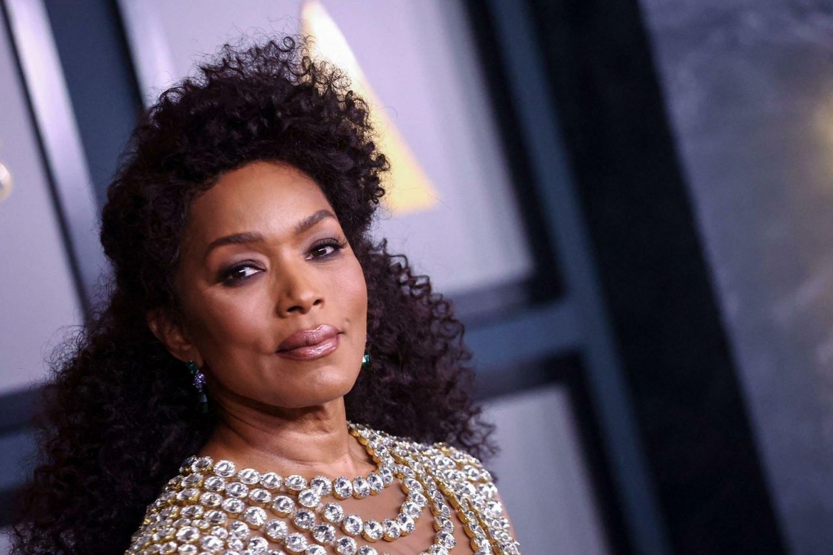 Angela Bassett