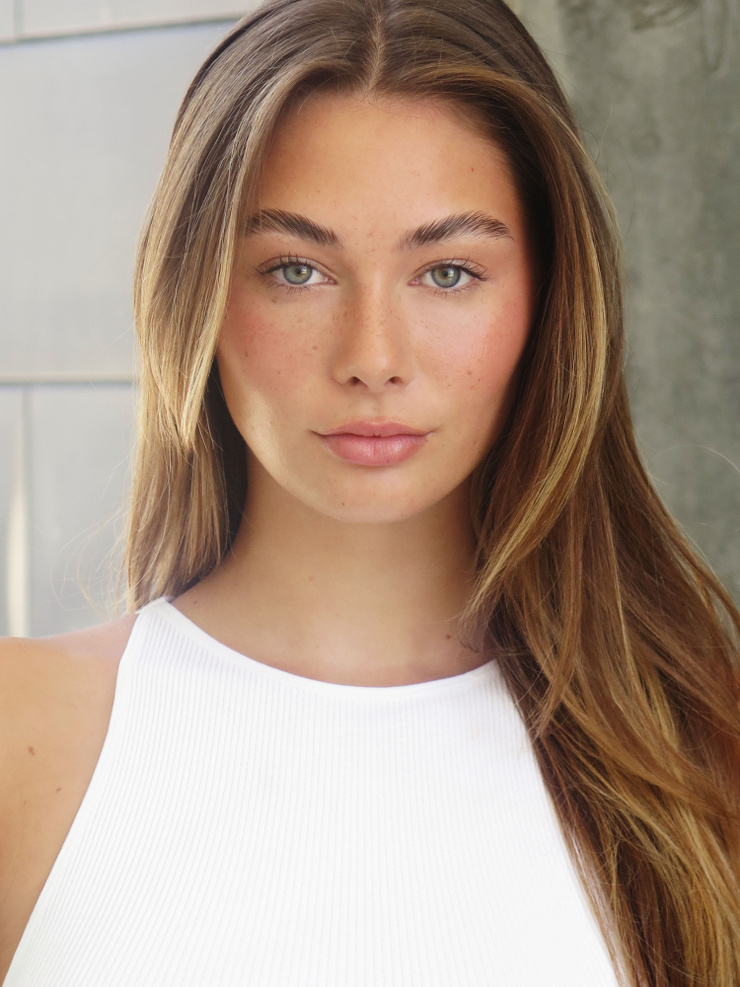 Picture of Taylor Morland (model)