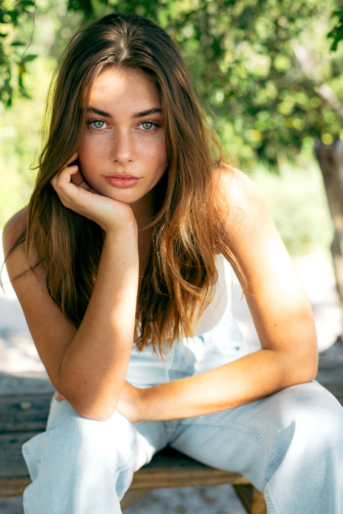 Picture of Taylor Morland (model)