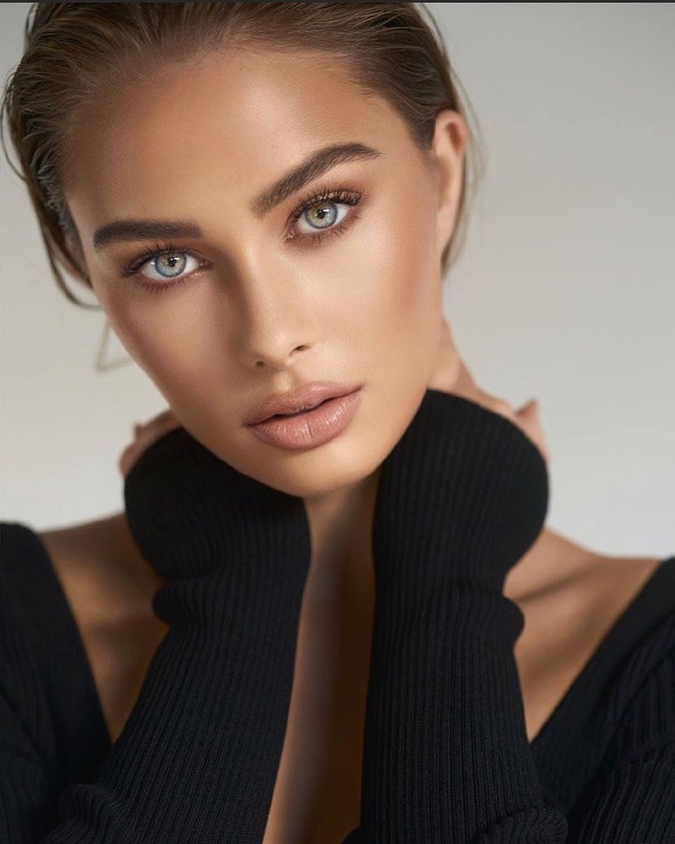 Picture of Taylor Morland (model)