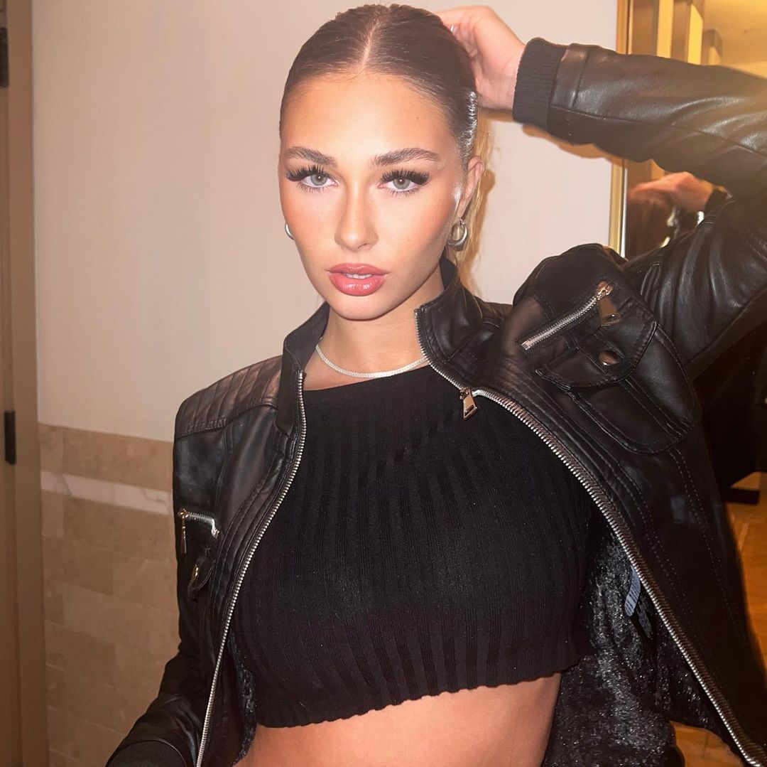 Taylor Morland (model) picture