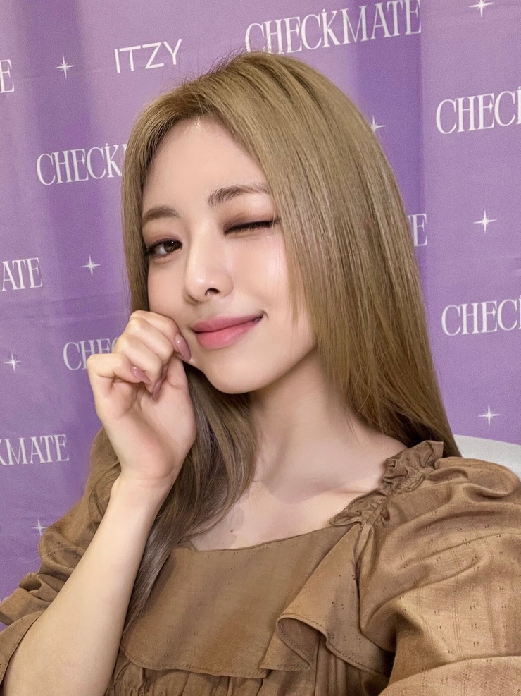 Picture of Shin Yuna