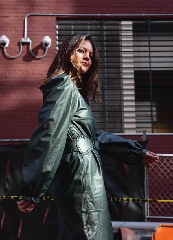 Isabelle Junot image