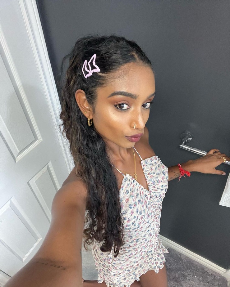 Picture of Smrithi Dhan