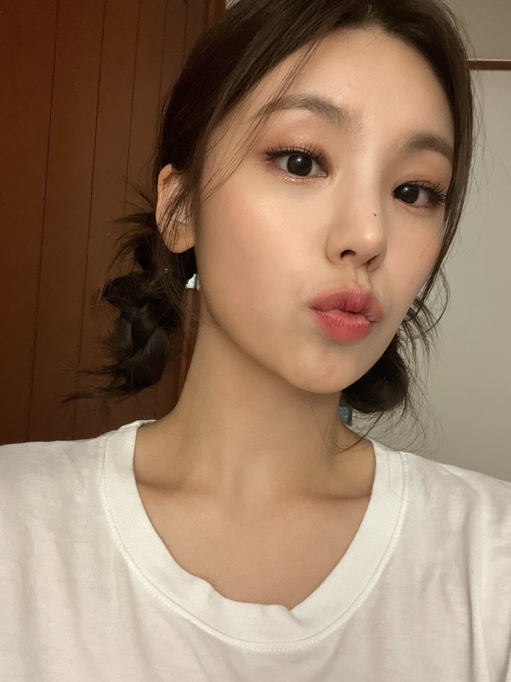 Picture of Hwang Yeji