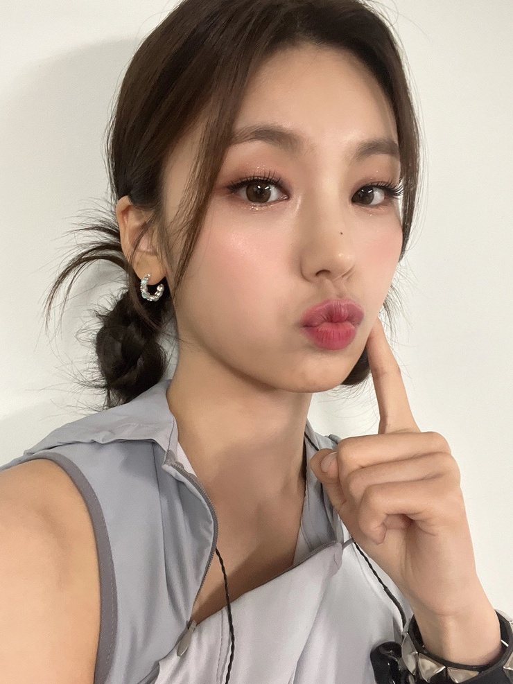 Picture of Hwang Yeji