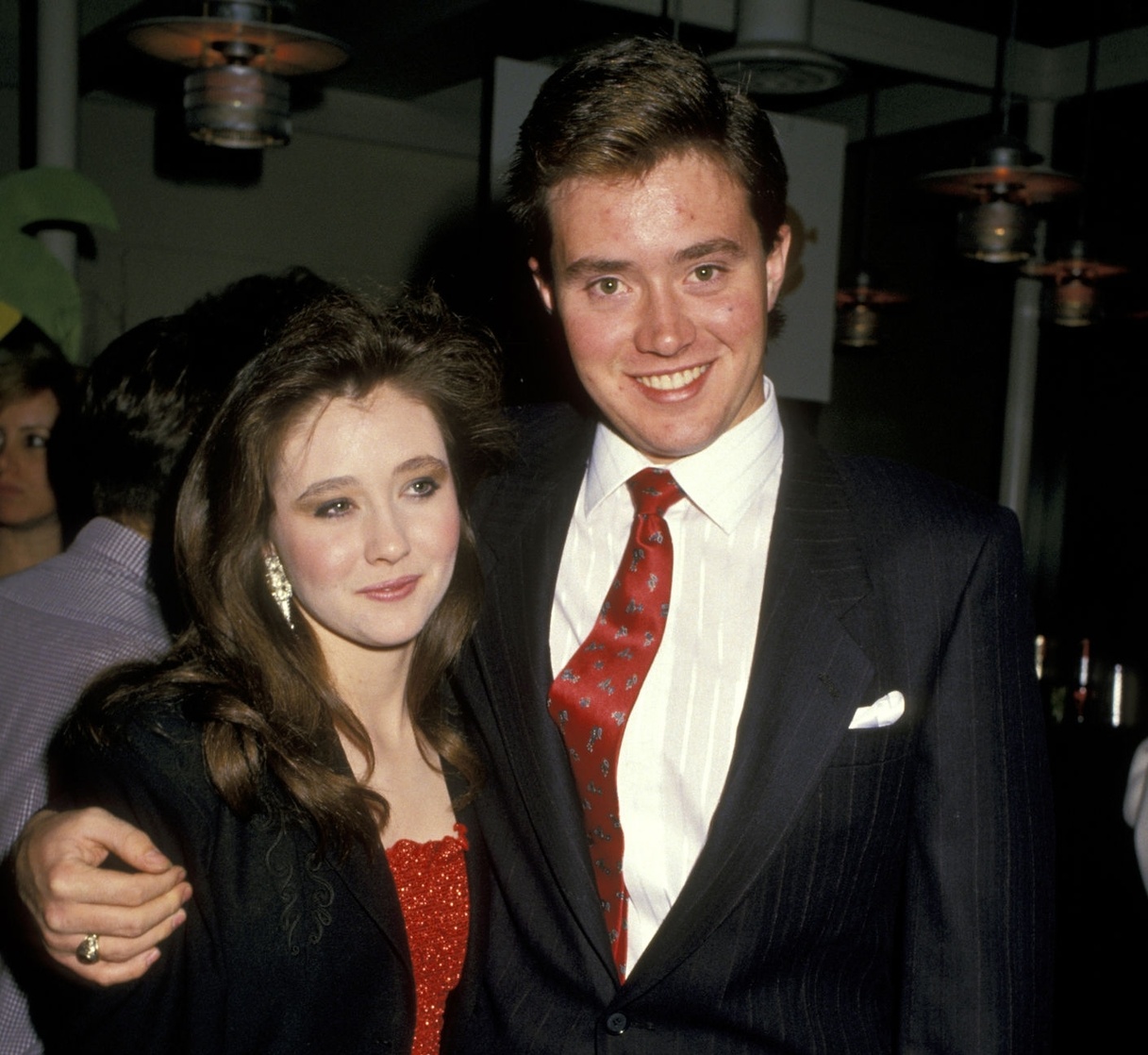1987 Shannen and Sean Doherty at Century City Mark