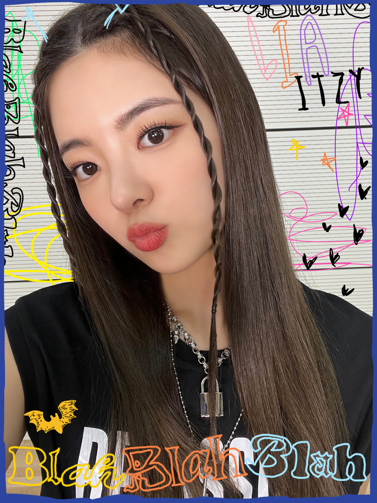 ITZY image