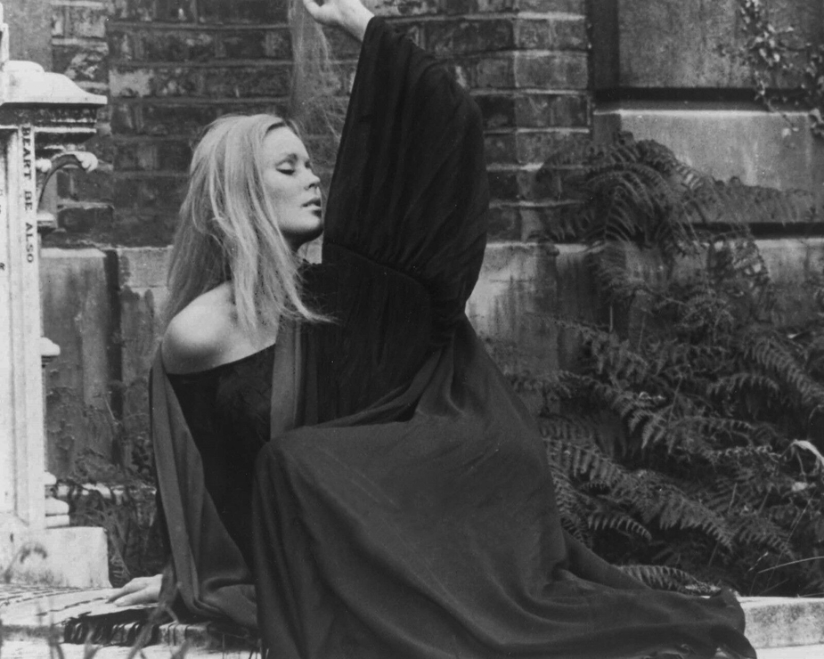 Picture of Veronica Carlson
